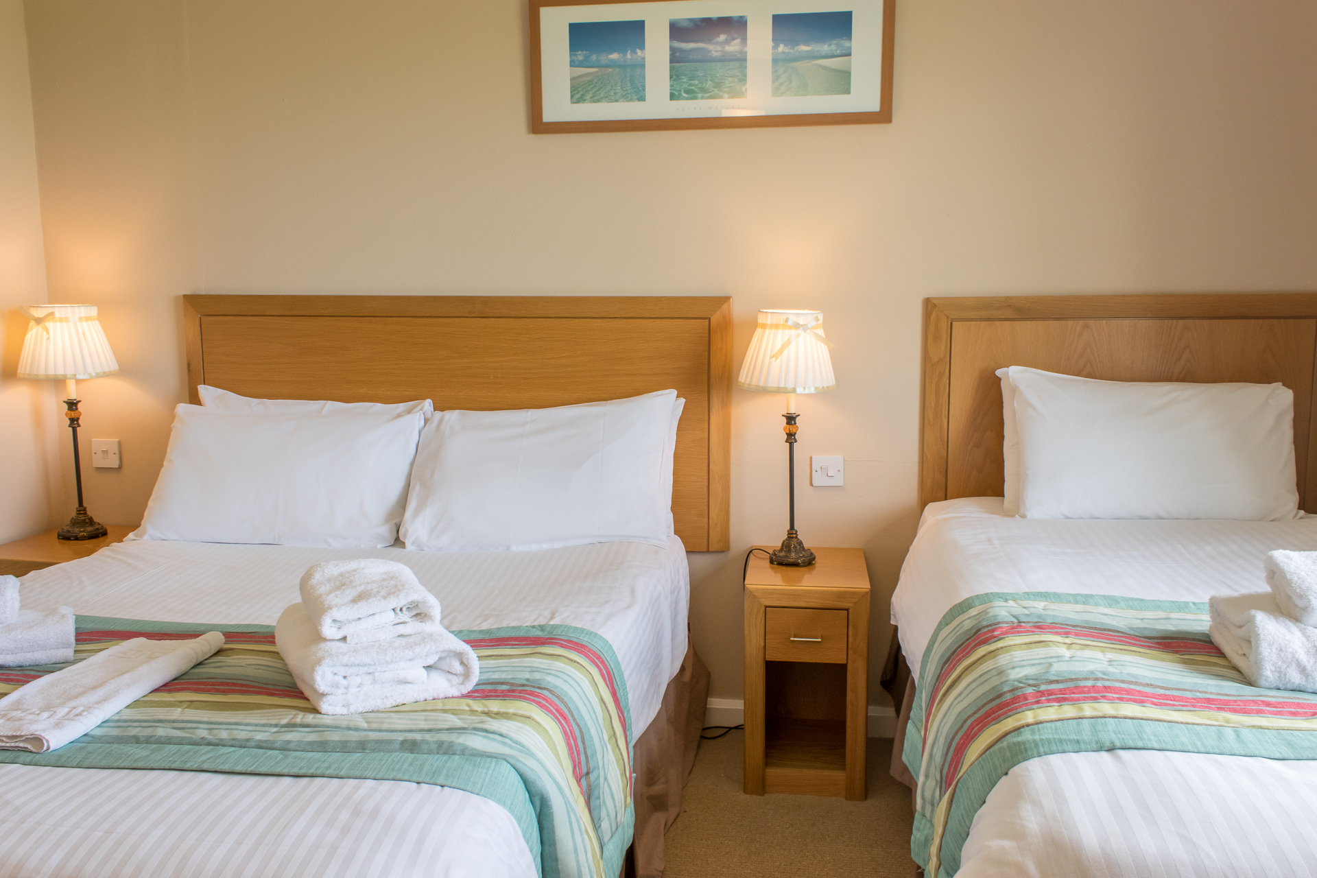 Family Room for 3 - Purdy Lodge